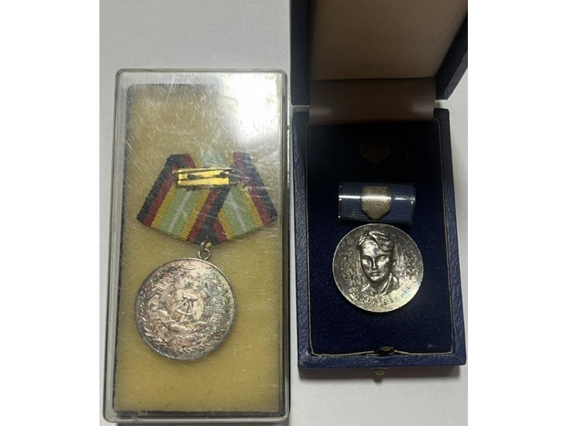 LOT 2 medalje Istočna Nemačka DDR u kutijama