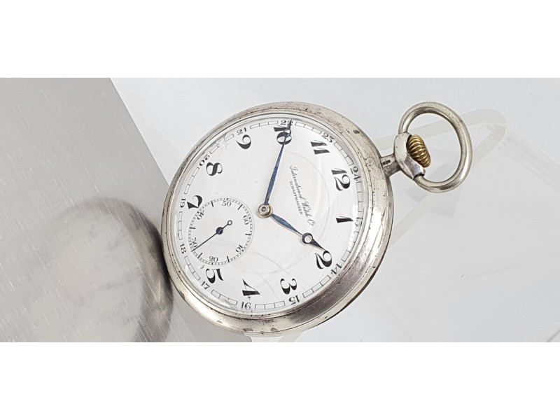-- IWC ŠAFHAUZEN MEHANIČKI DŽEPNI SAT SREĆNO --