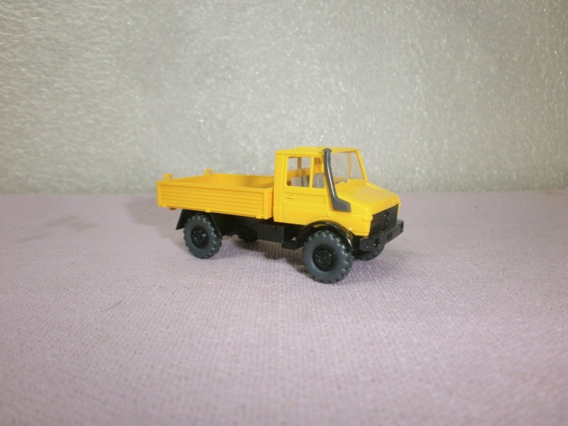 Wiking -MB "Unimog" kamionet 1:87 - ( F-46)