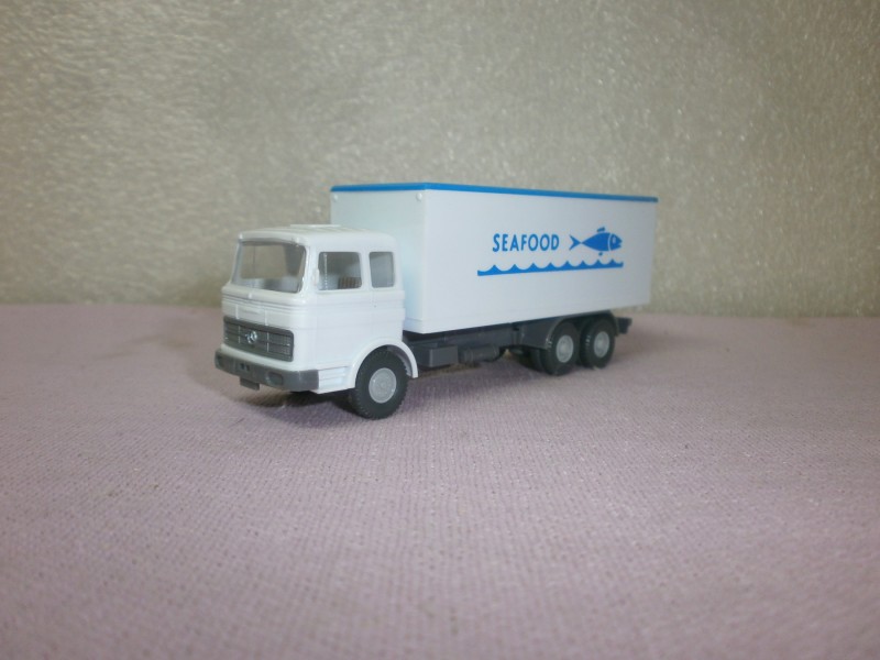 Wiking - Mercedes kamion hladnjača 1:87 - ( F-50)