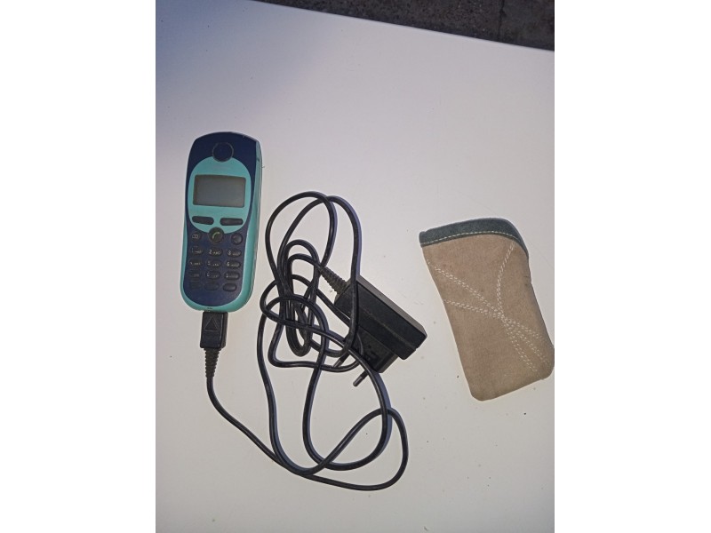 stari mobilni telefon simens sa punjačem