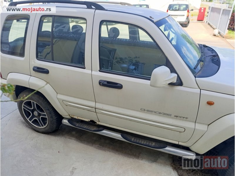 Jeep Cherokee 2,8 CRD