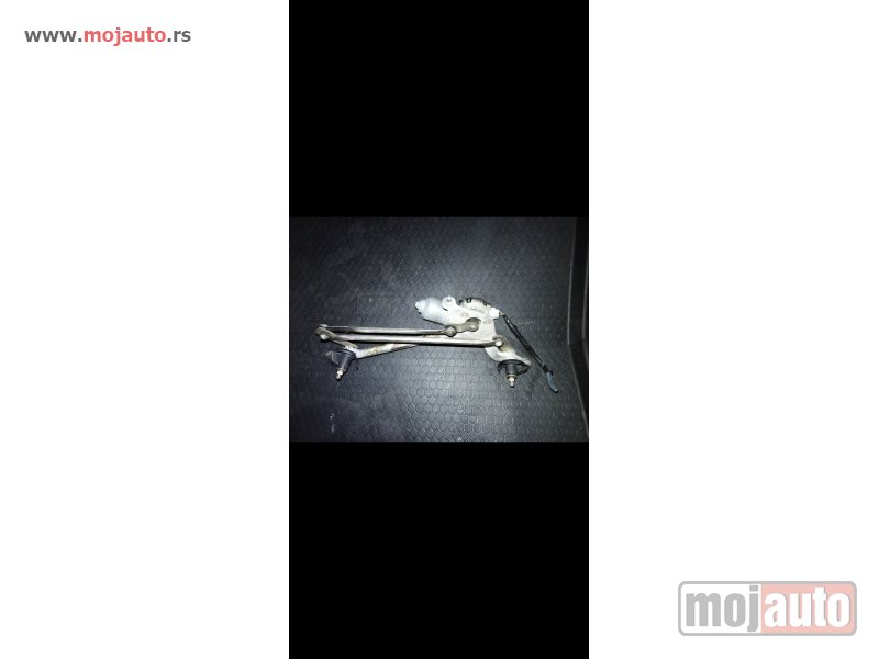 Yaris motor brisaca