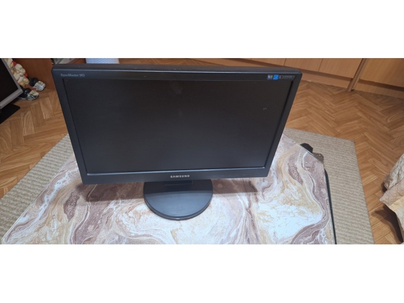 Samsung SyncMaster monitor