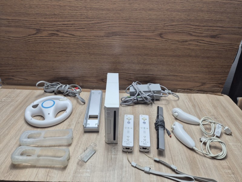 Nintendo Wii Konzola+oprema