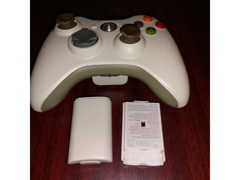 Kontroler, džojped za XBOX 360 ODLIČAN