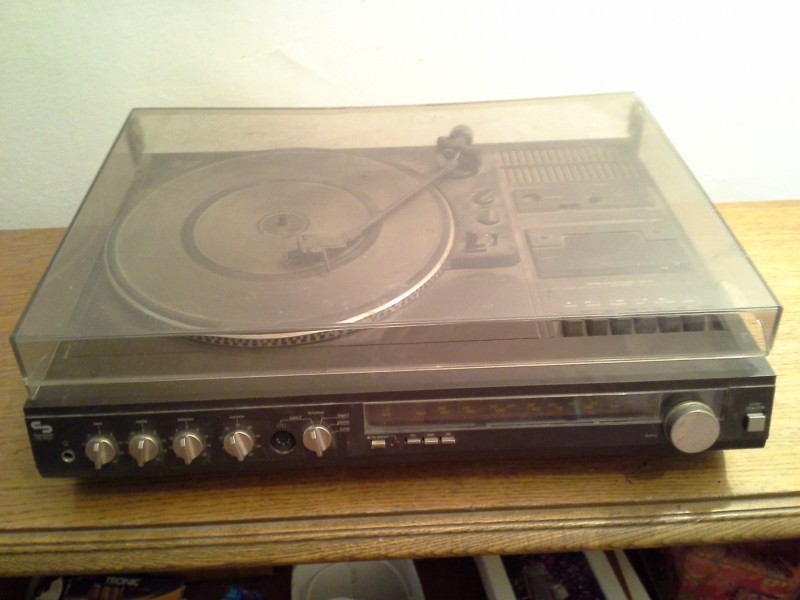 SCHNEIDER TS 1533 GRAMOFON SA RADIOM I KASETOM