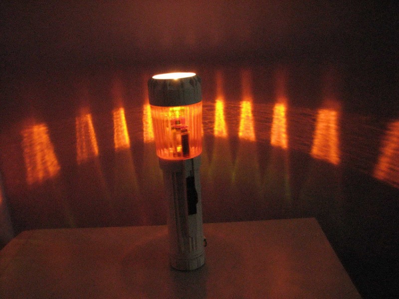 = Stara velika baterijska lampa - 23,5cm