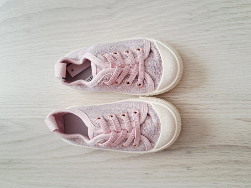 Patike za devojcice br. 23 - 14 cm NOVO