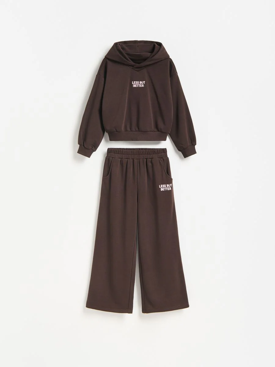 GIRLS` JOGGING TOP & TROUSERS