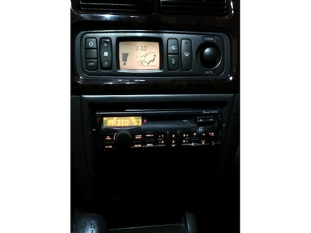 Auto radio kasetofon VW Sound 4000 Grundig LT SPRINTER