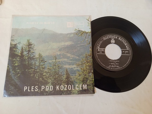 Ansambel Jožeta Privška - Ples Pod Kozolcem