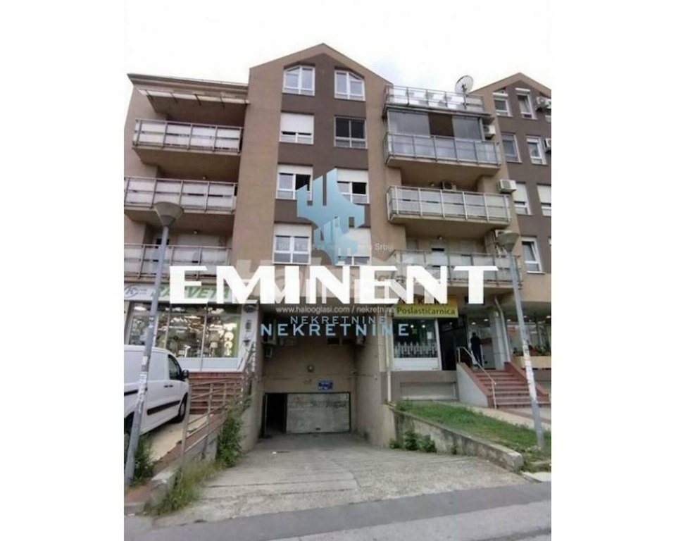 Garaza, Beograd - Blok 64 | Izdavanje · 13m² · 80€