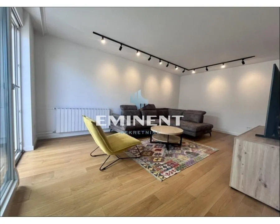 Izdavanje, dvosoban stan, 60m², Stari Grad, Beograd
