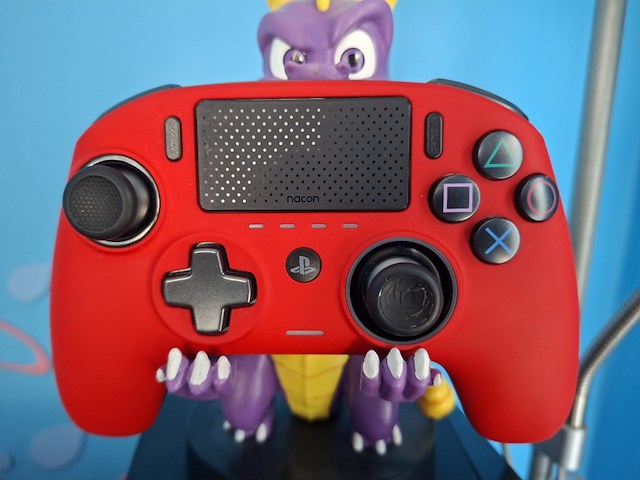 Nacon Ps4 Revolution Pro Controller 3