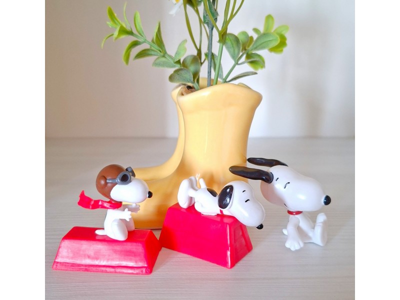 Snoopy 3 figure