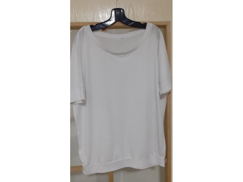 Bela majica vel XL-48. 76