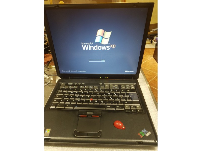 IBM ThinkPad A30 PENTIUM III COM LPT EXTRA STANJE RETKO