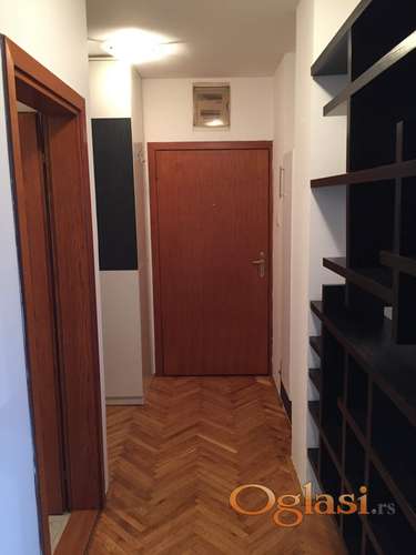 Jednoiposoban stan 41 m² – Danila Kiša 2 – mirna dvorišna strana