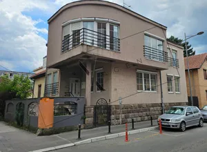 Izdavanje Zgrada - Kraljevo, Centar