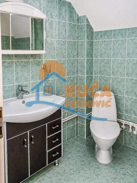 Trosobna kuća, 160 m2, Durlan, Knjaževačka ID: p-017014