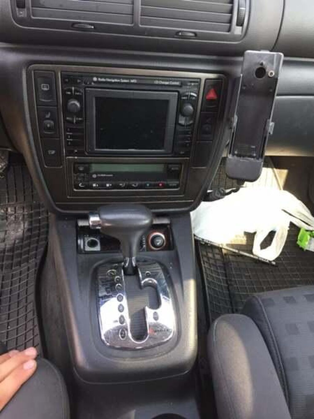 MULTIMEDIJA ZA VOLKSWAGEN GOLF 4, PASSAT B5, PASSAT B5.5 | ISPRAVNA