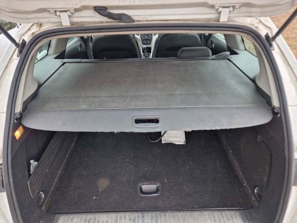 ROLETNA GEPEKA KARAVAN ZA OPEL ASTRA J | Svi delovi za Opel vozila