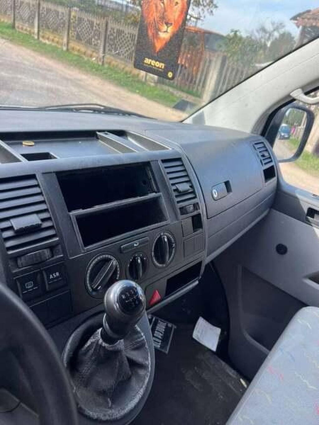 INSTRUMENT TABLA ZA VW T5 | Instrument tabla za VW Transporter T5