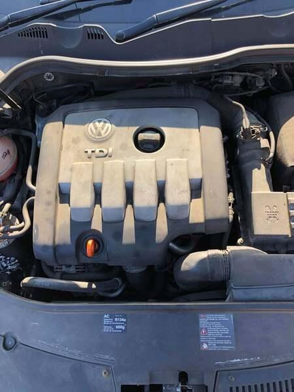 NOSAC MOTORA ZA VOLKSWAGEN PASSAT B6 | Passat B6 2.0 TDI DELOVI