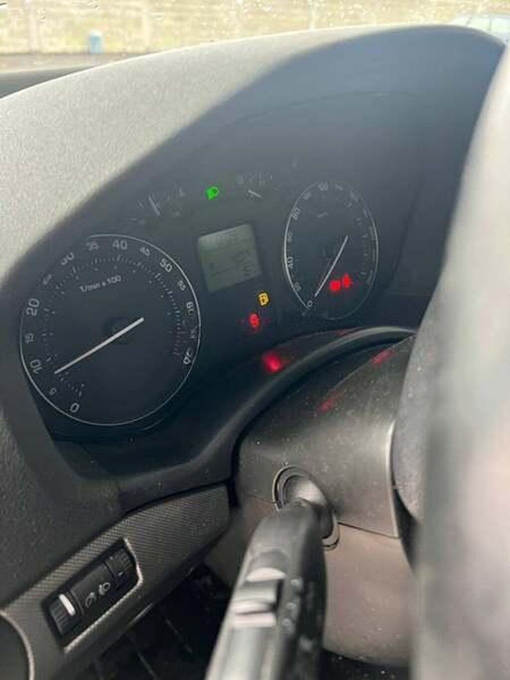 INSTRUMENT TABLA / CAJGER ZA ŠKODA OCTAVIA OD 2004. DO 2013. GOD. |