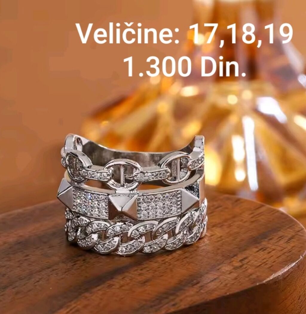 Posrebreni prsten višeslojnog dizajna od hirurskog čelika sa žigom