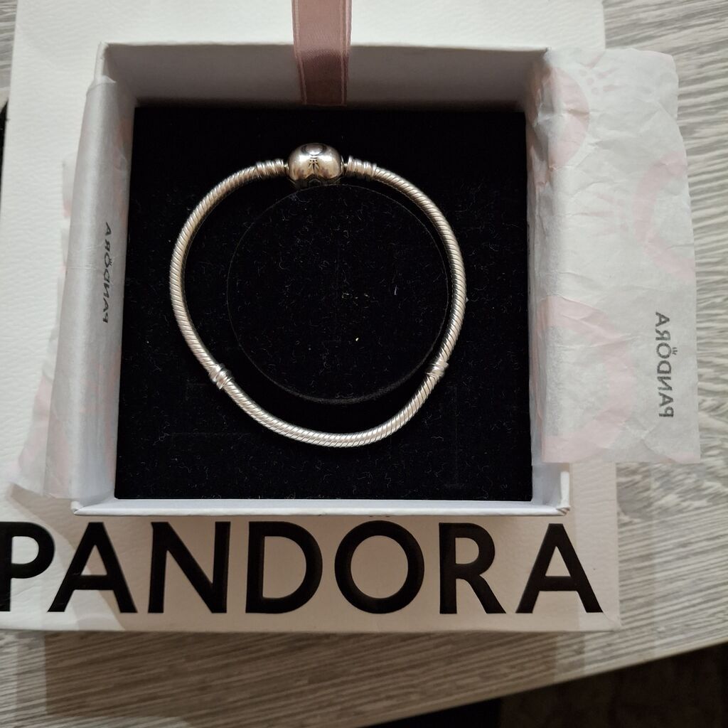Pandora narukvica od srebra (925), klasična “snake chain” pletenica sa