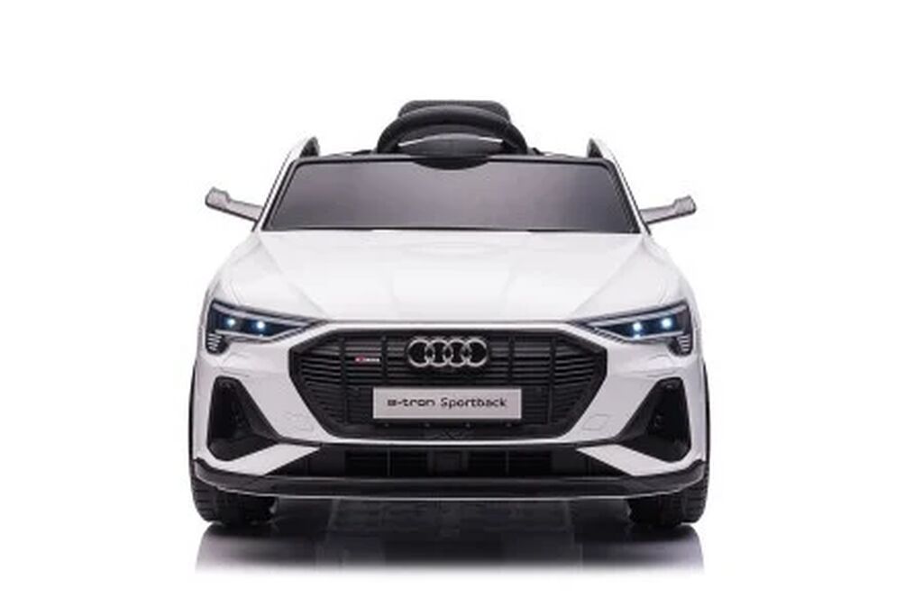 LICENCIRANI AUDI E-TRON SPORTBACK – beli električni auto za decu