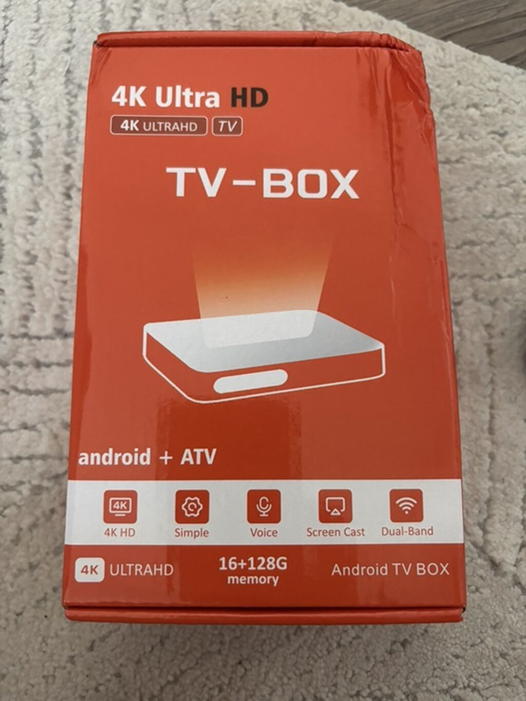 Nov kineski box ide u kompletu sa svom opremom . Android TV Box –