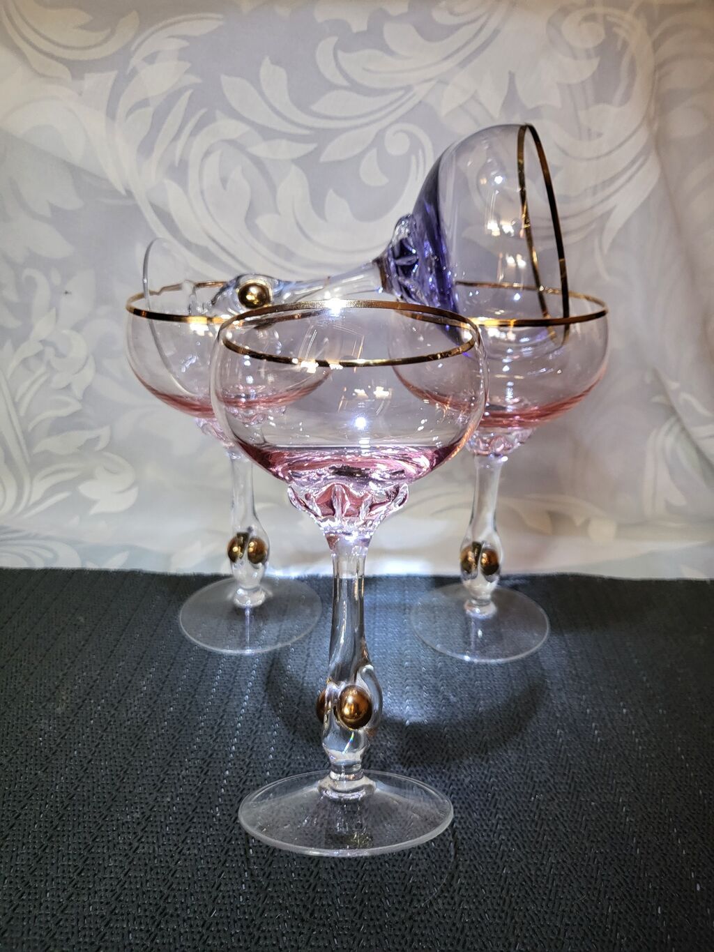 Case kristal,rucni rad Bohemija za vino 1950g +. Case