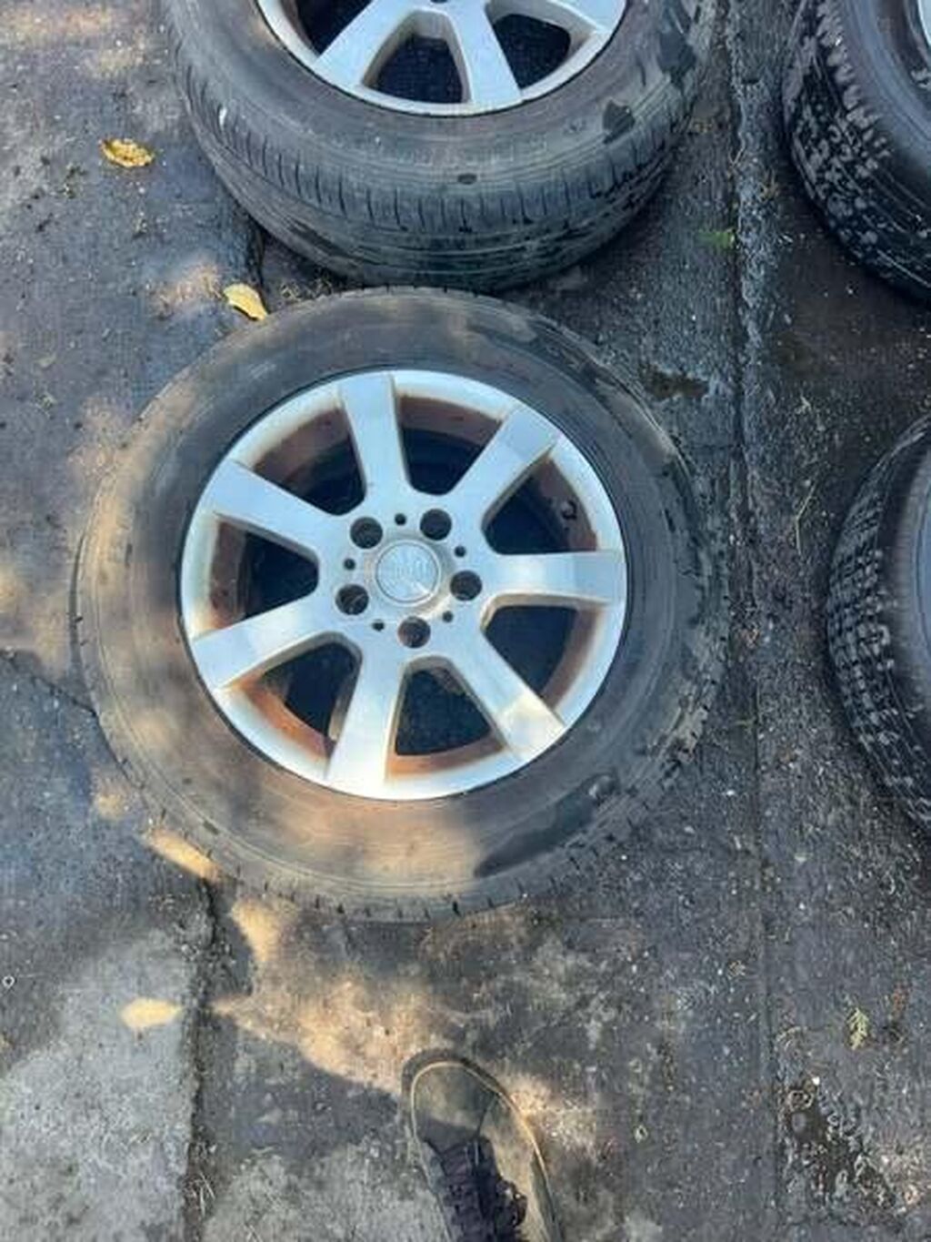 OSTALO 195/65 R15 LETNJA | Gume letnje, 196/65R15, odlične. Mogu ici