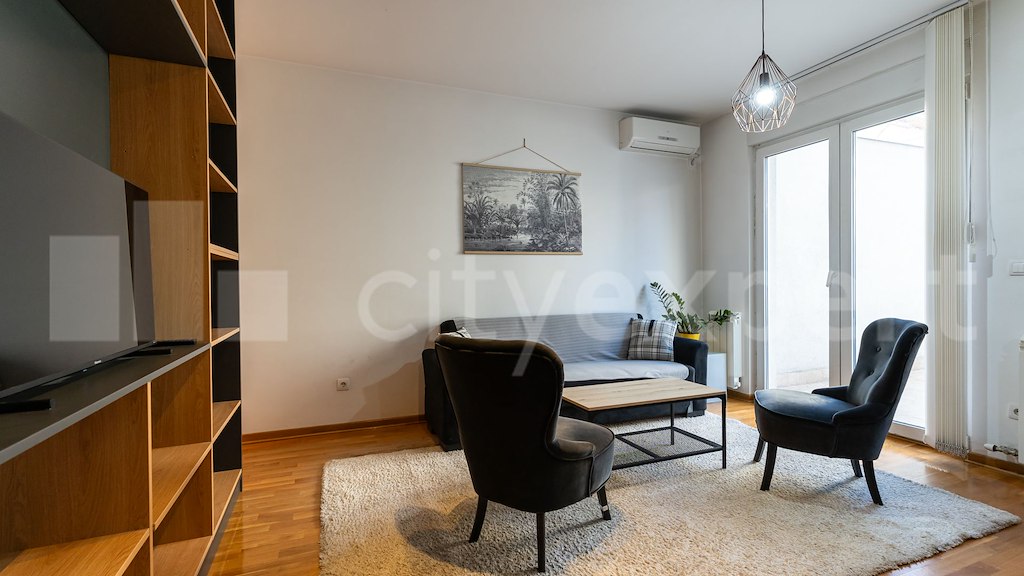 Poslovni prostor za prodaju - Jednoiposoban, 49m², Pašmanska, Voždovac - 200000€
