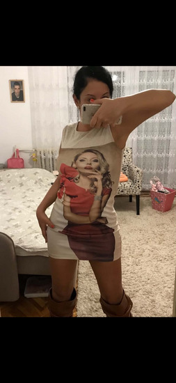 Potpuno ocuvana haljinica