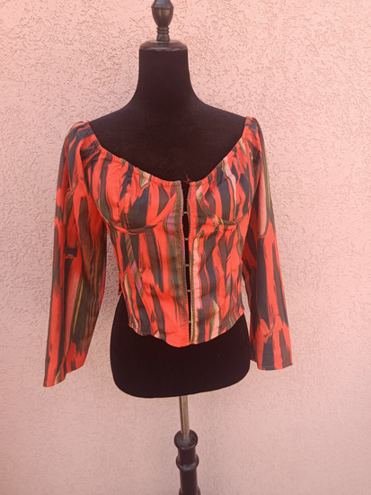 Pretty little thing top