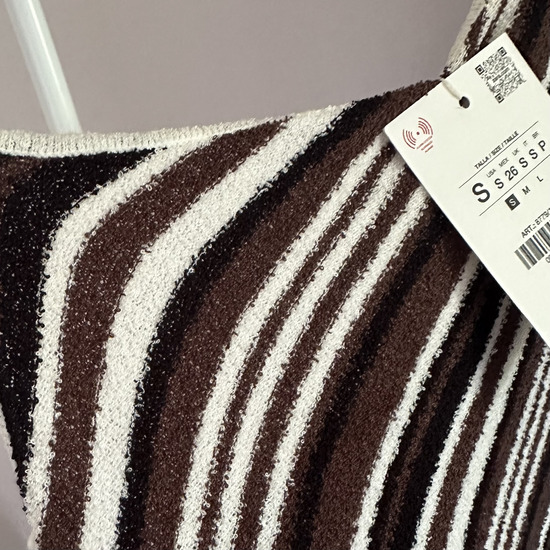 Zara midi haljina / sa ett