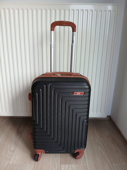 Kabinski kofer A&H 53cm - kao Nov