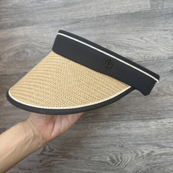 Elegantan kacket
