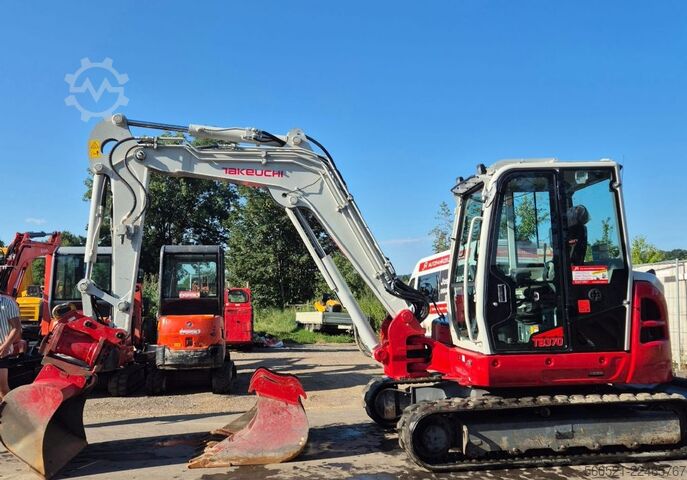 Mini bager
Takeuchi TB 370 - Powertilt + Schnellwechsler-Klima-4 Löffe
