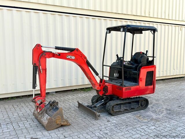 Mini bager
JCB 15C-1 / 2018 BJ / 3 x Löffel