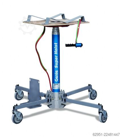 Posebna radna platforma
Genie Super Hois GH 5.6 Materiallift
