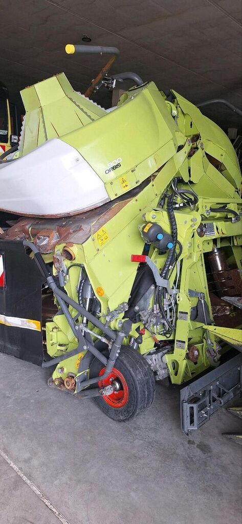 Claas Orbis 900 žetelica za kukuruz
