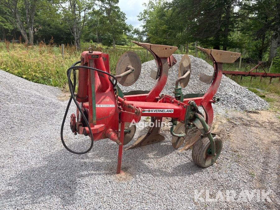 Prodaje se Kverneland Växelplog 2 skärig Kverneland reverzibilni plug na aukciji