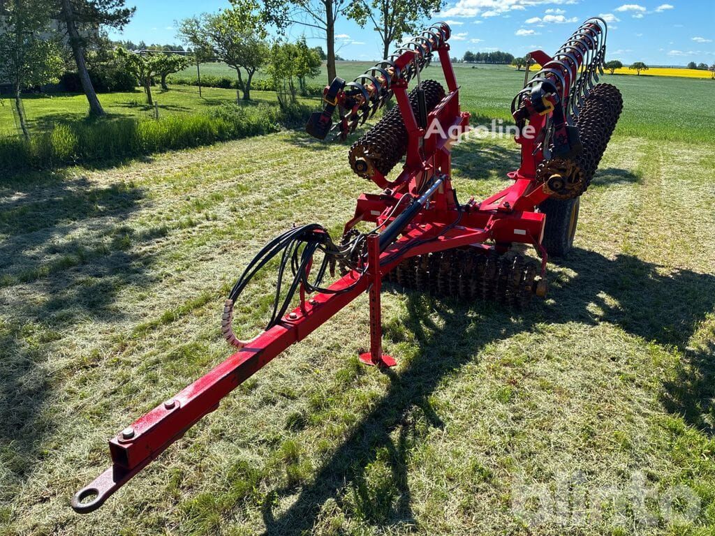 Prodaje se Väderstad RS650 kembridž valjak na aukciji