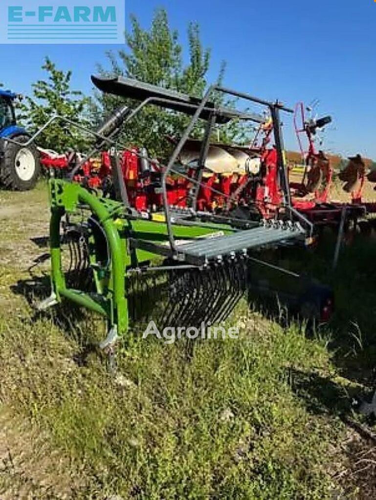 Fendt former 426 dn sakupljač sena