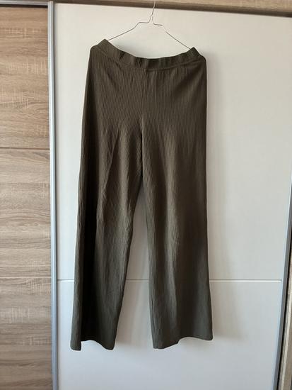 Mamgo lezerne siroke pantalone na gumu M